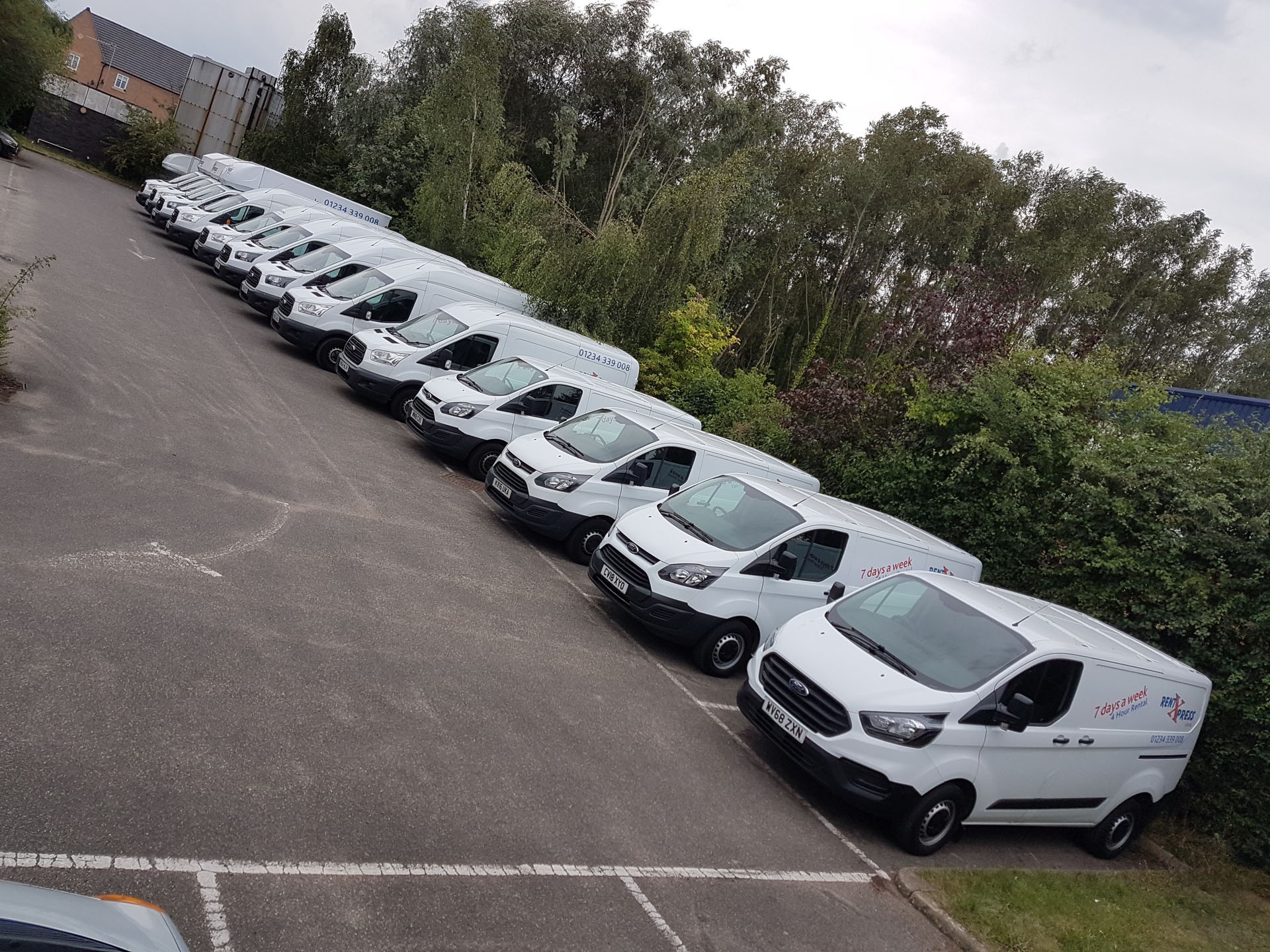 Gallery of Hire Vans | RentXpress